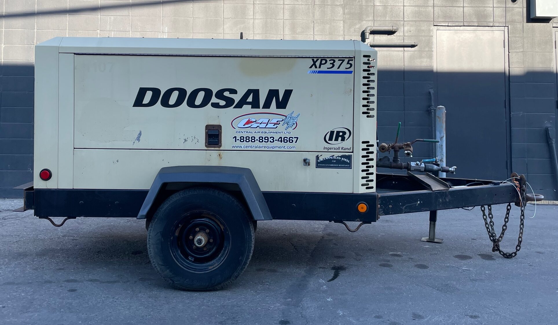 C-1357 DOOSAN XP375 DIESEL COMPRESSOR - Central Air Equipment